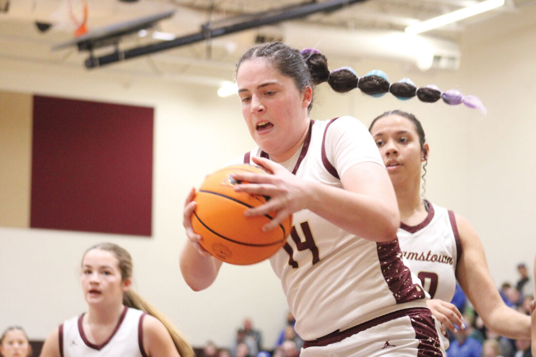 Mackenzie James-McGuire’s 30 leads Warren past Williamstown, 47-42 ...